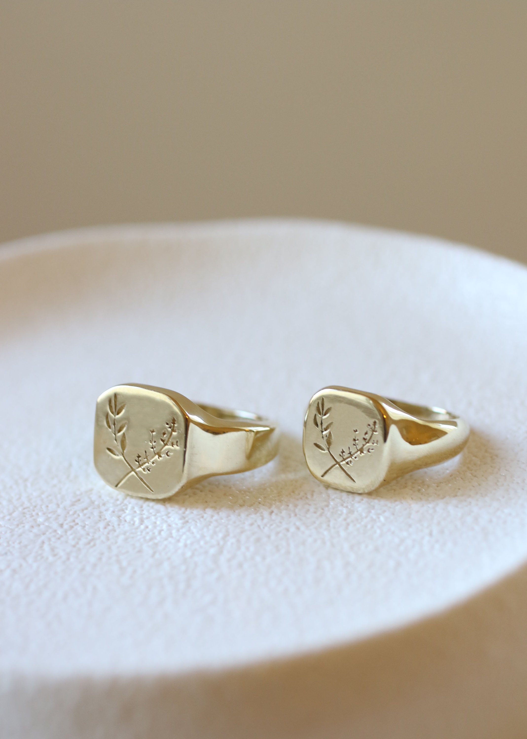 Gold Floral Signet Ring Solid Gold Engraved Ring Herbal | Etsy