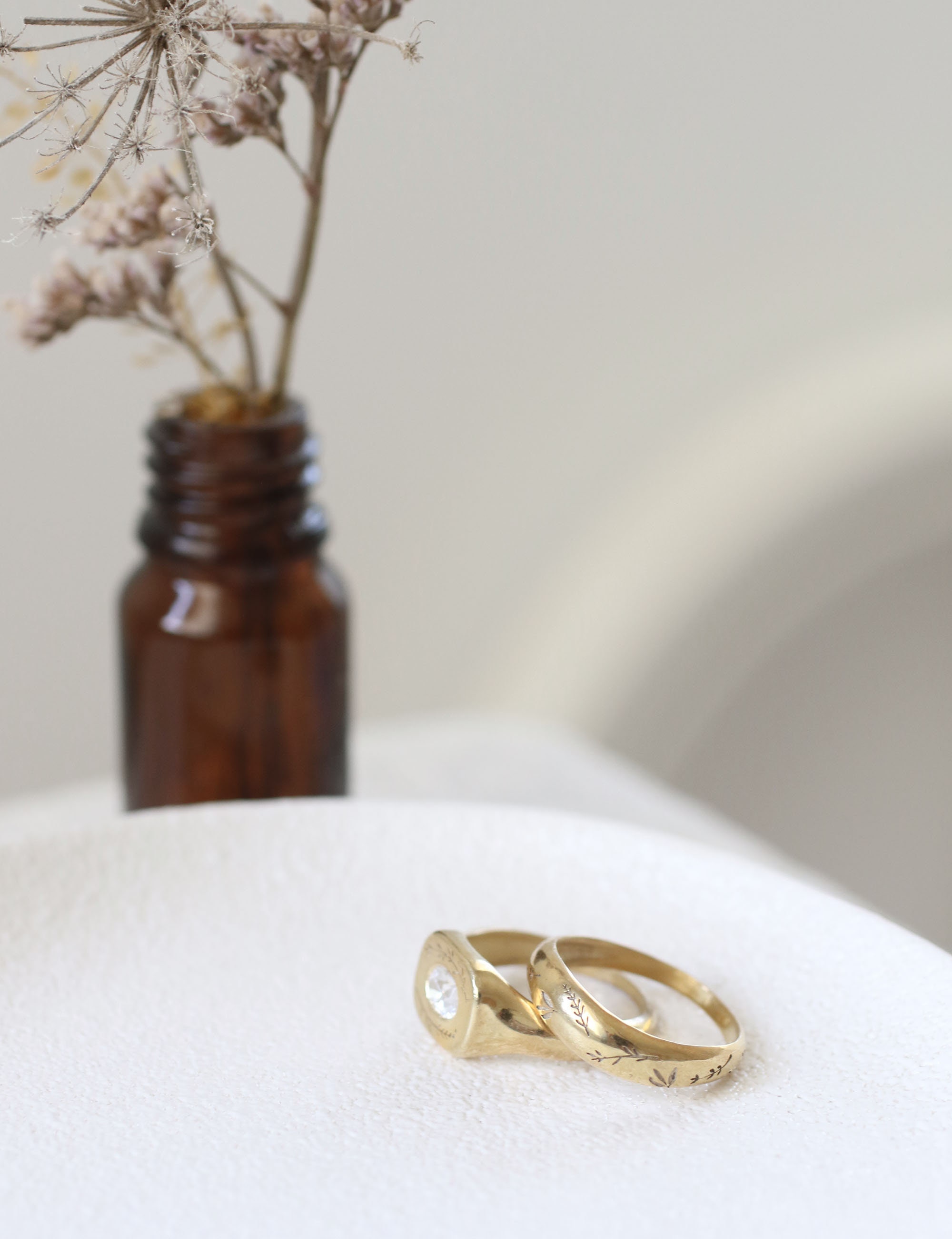 14k solid gold floral engraved ring wedding band for her | Etsy