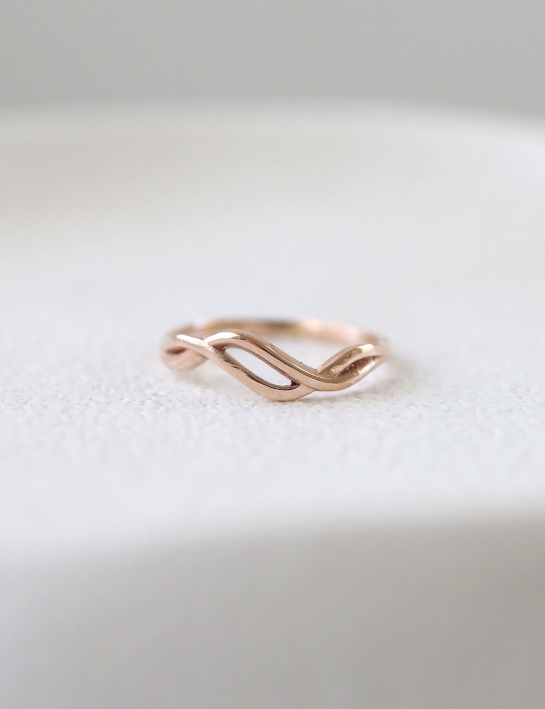 14k Solid Gold Double Wave Ring, Twisty Ring - Etsy