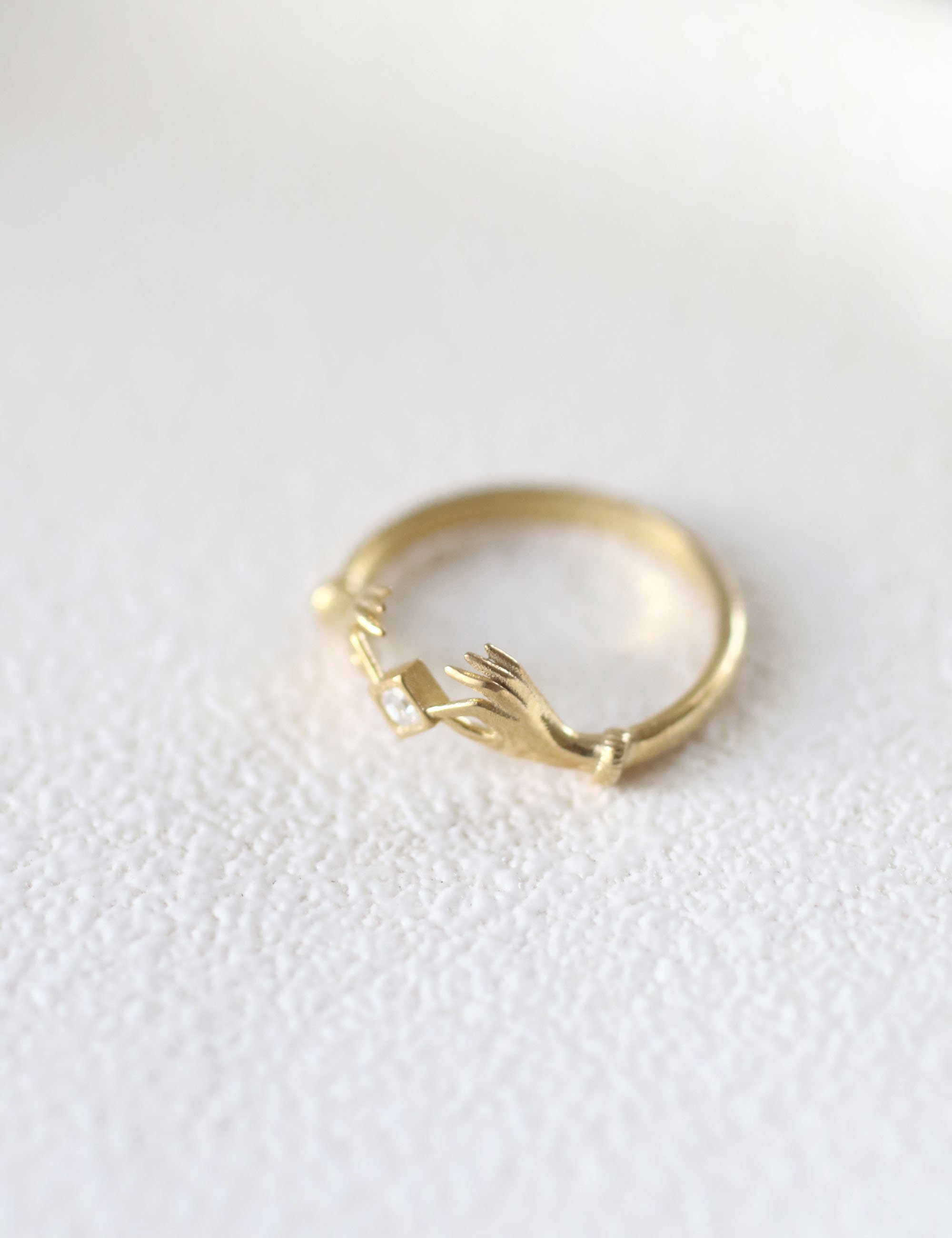 Anillo de mano de oro sólido de 14k anillo de mano de | Etsy