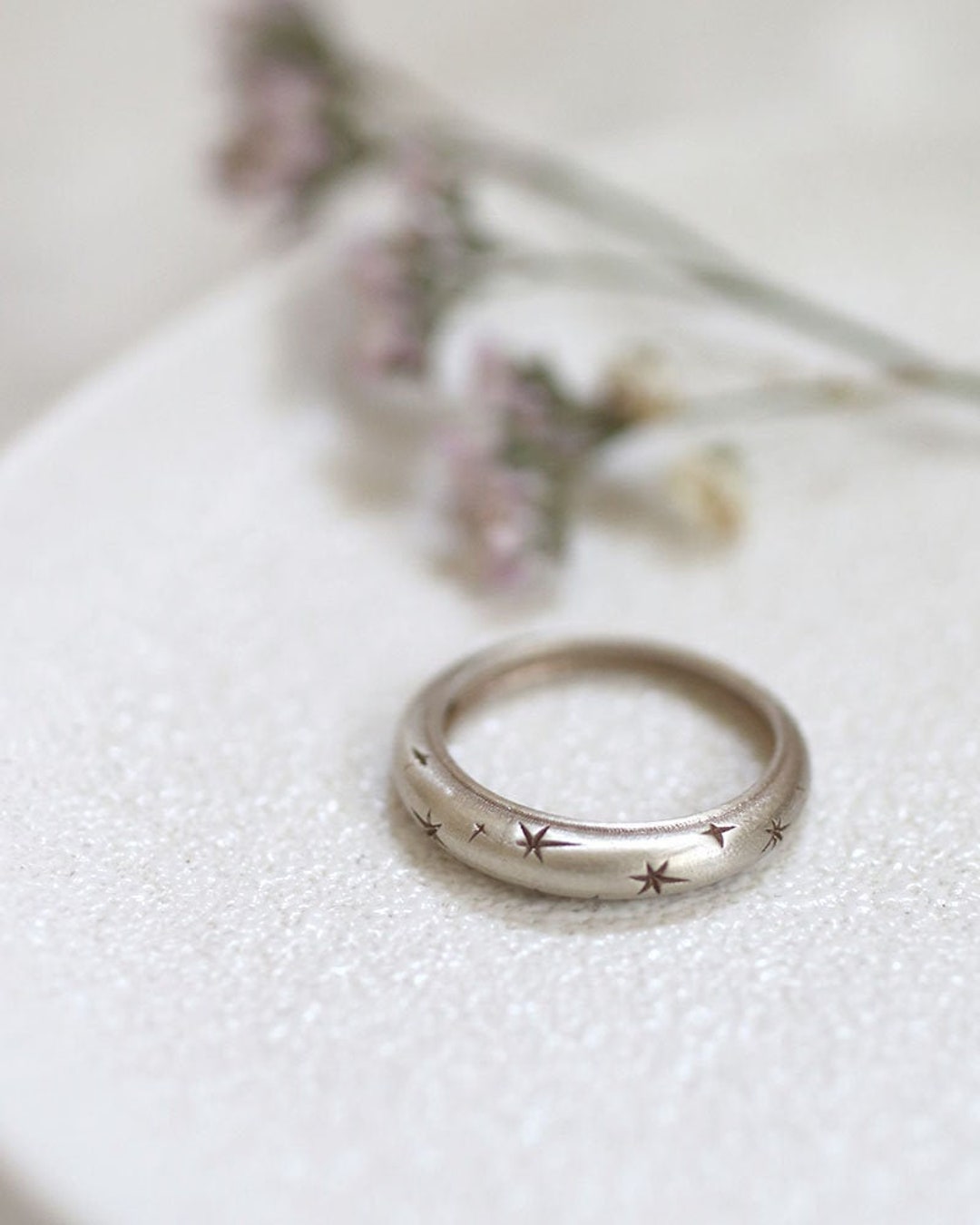 White Gold Star Ring, 14k Star Wedding Band, Engraved Ring, Solid Gold ...
