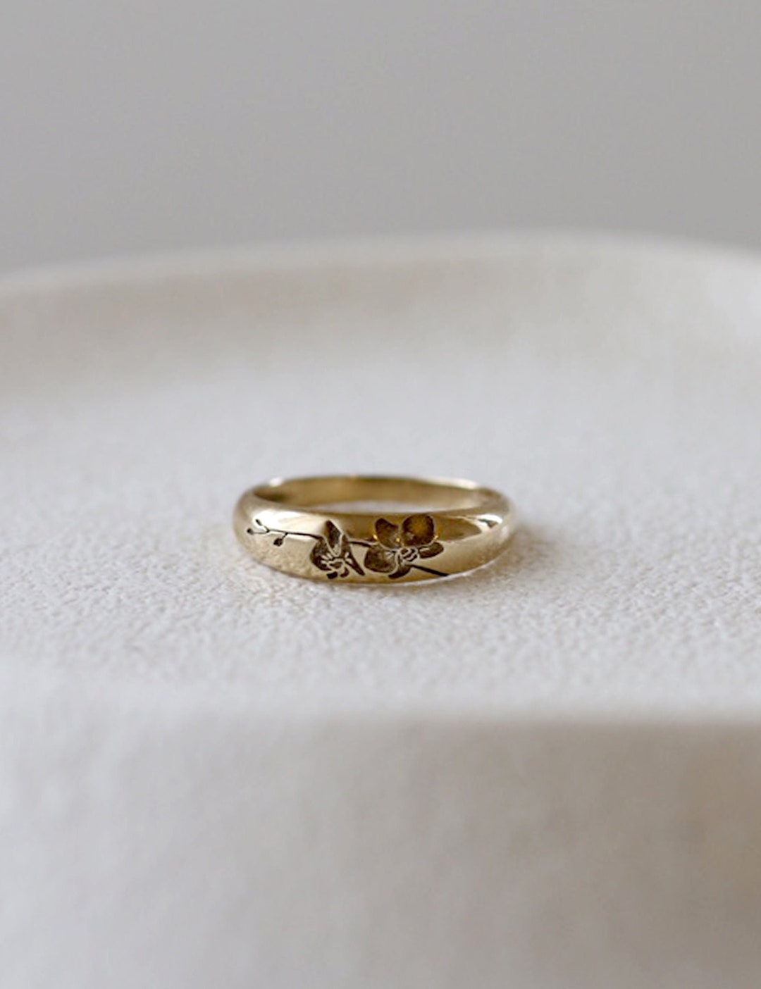 14k Solid Gold Orchid Engraved Ring, Floral Gold Wedding Band for Her ...
