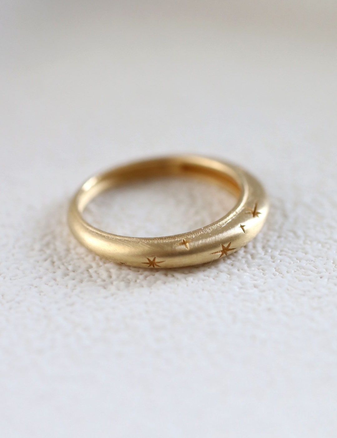 14k Gold Star Ring, Star Wedding Band, Engraved Ring, Solid Gold Ring ...