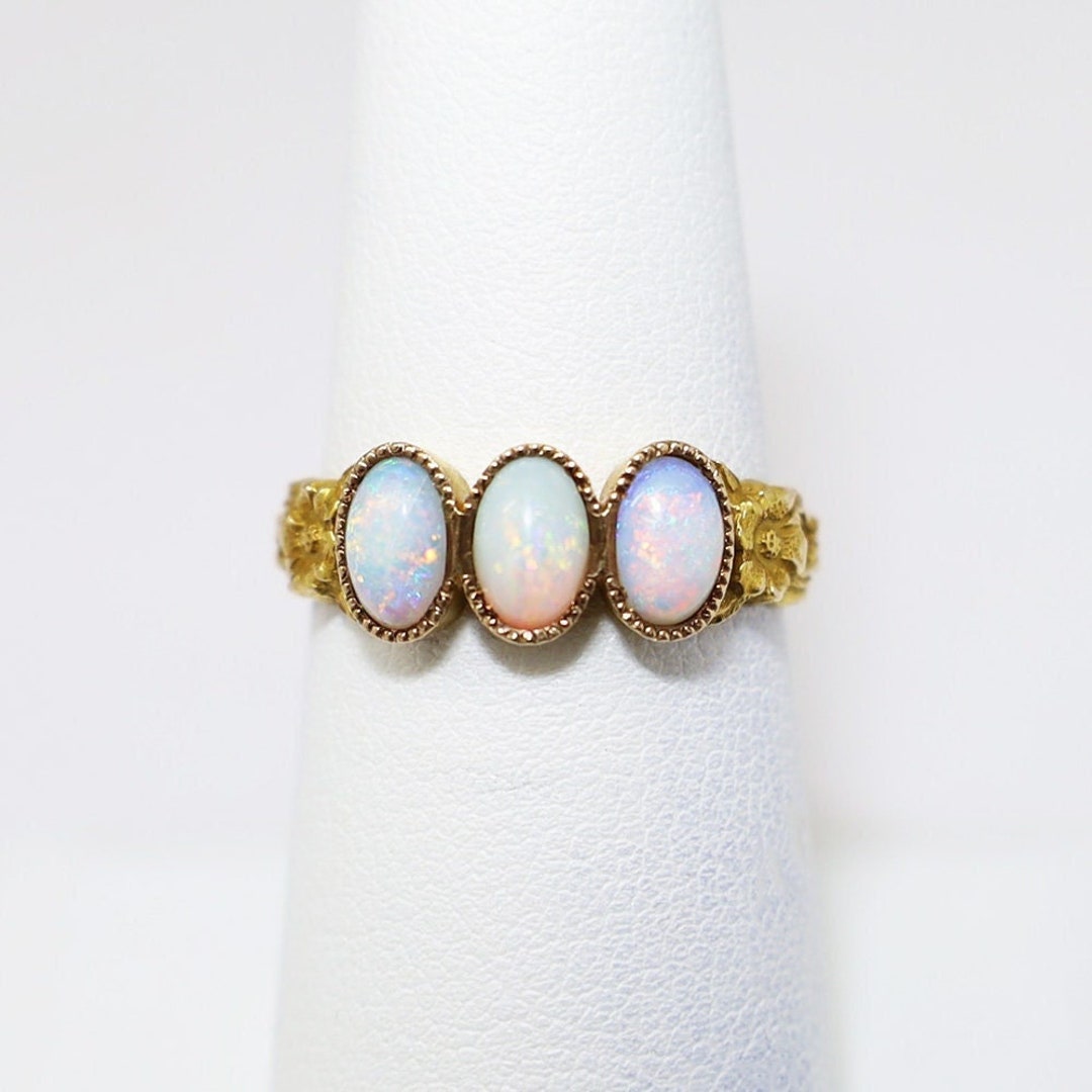 Antique 14k Gold & White Opal Cabochon Ring With Floral Motif Band - Etsy