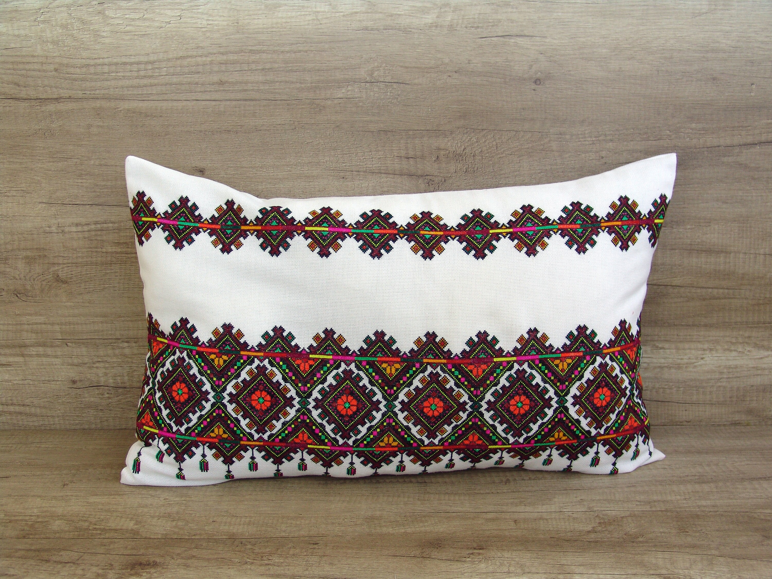 Extra large hand embroidery throw PILLOW COVER Double sided - Etsy.de