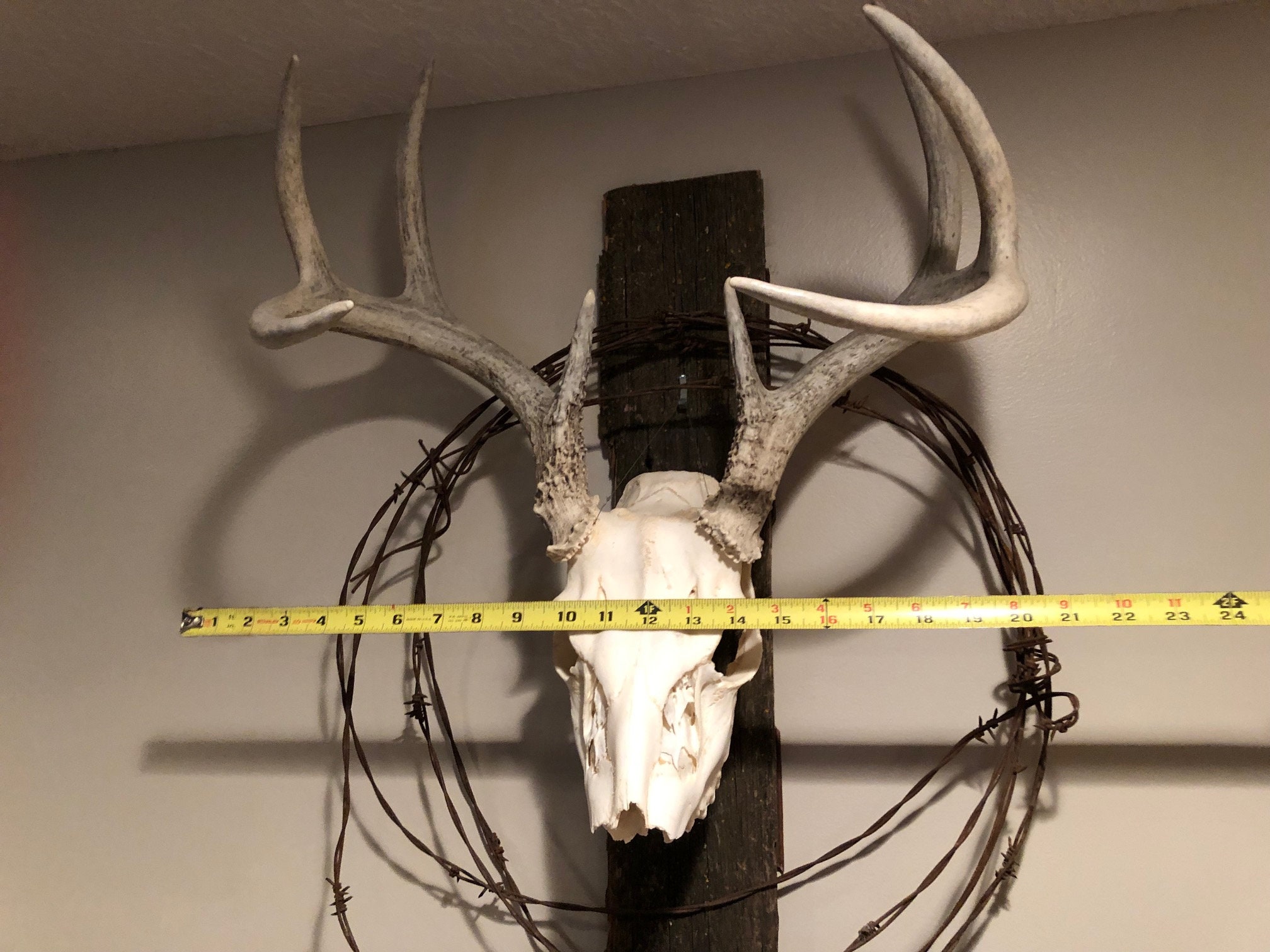 Antler Rack Decoration W/ Barn Wood & Barbed Wire- CUSTOM- Rustic - Etsy