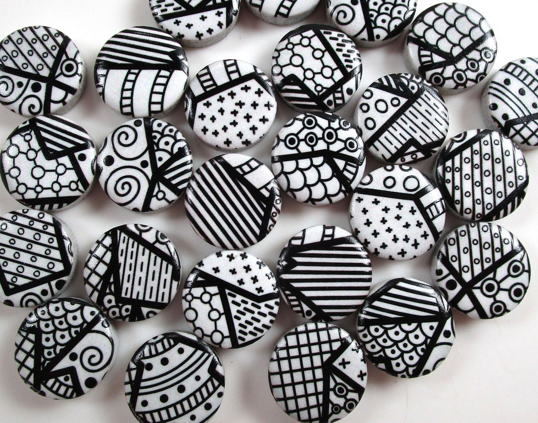 Funky Black White Design 25 Pieces - 20mm Round Decorative Mosaic Tile ...