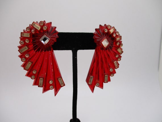 Vintage Ruby Red Plastic 1980s Bling Angel Wing Pierc… - Gem