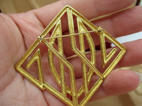Vintage Monet Goldtone Art Deco Huge Diamond Shaped O… - Gem