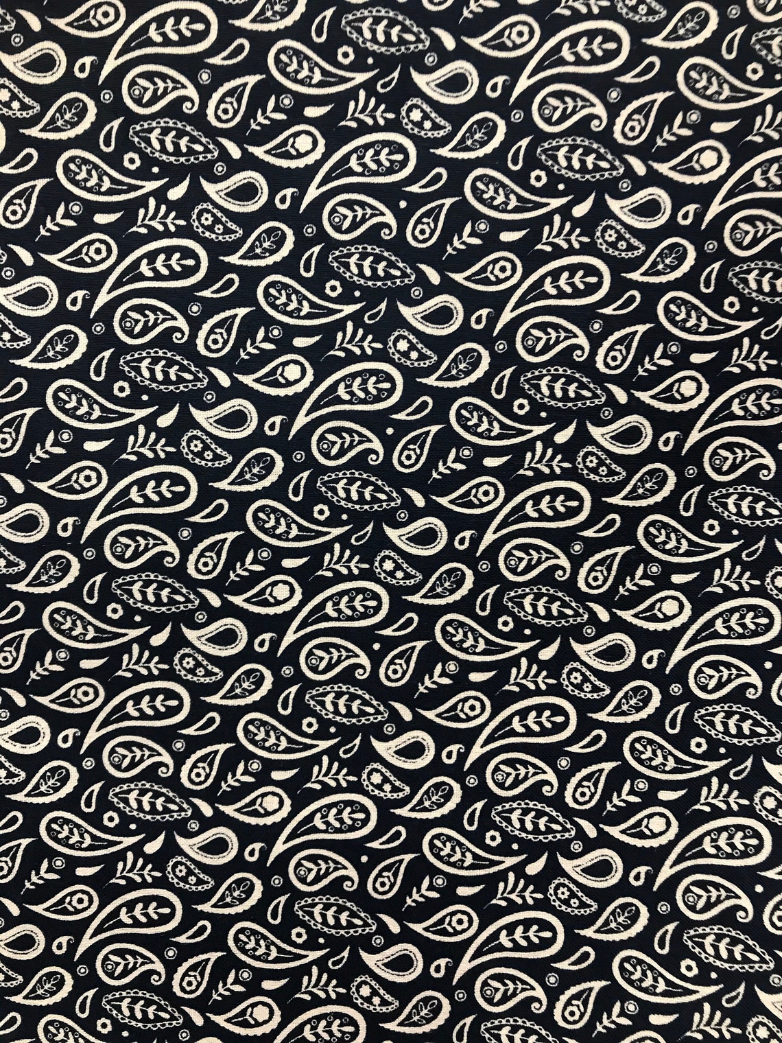 Small Paisley Print on Navy 100% Cotton 58 Wide Sells - Etsy