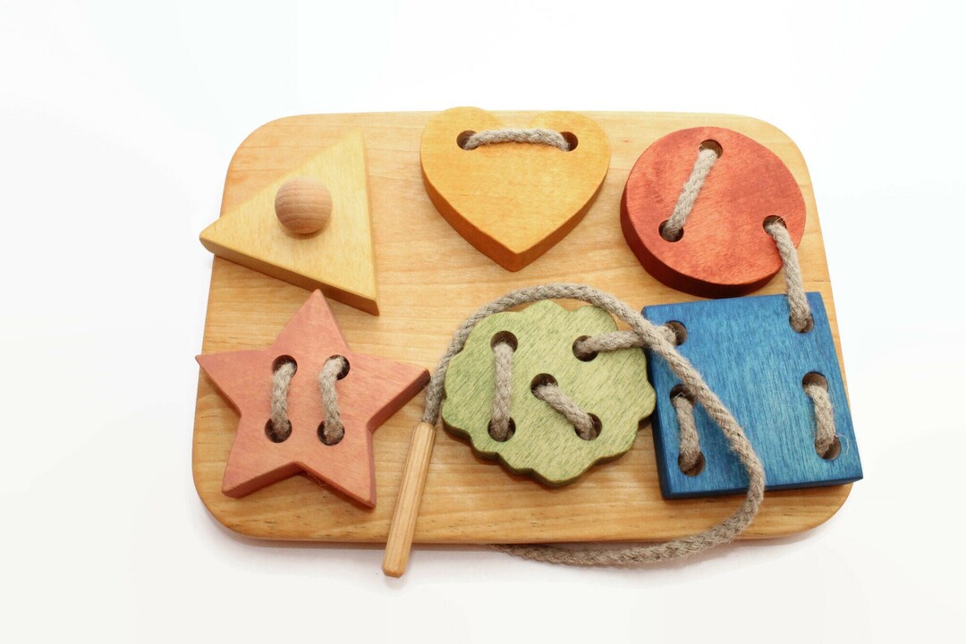 Wooden Lacing Toy | 7,1 X 5,1 in | Lacing Figures | Montessori Toys ...