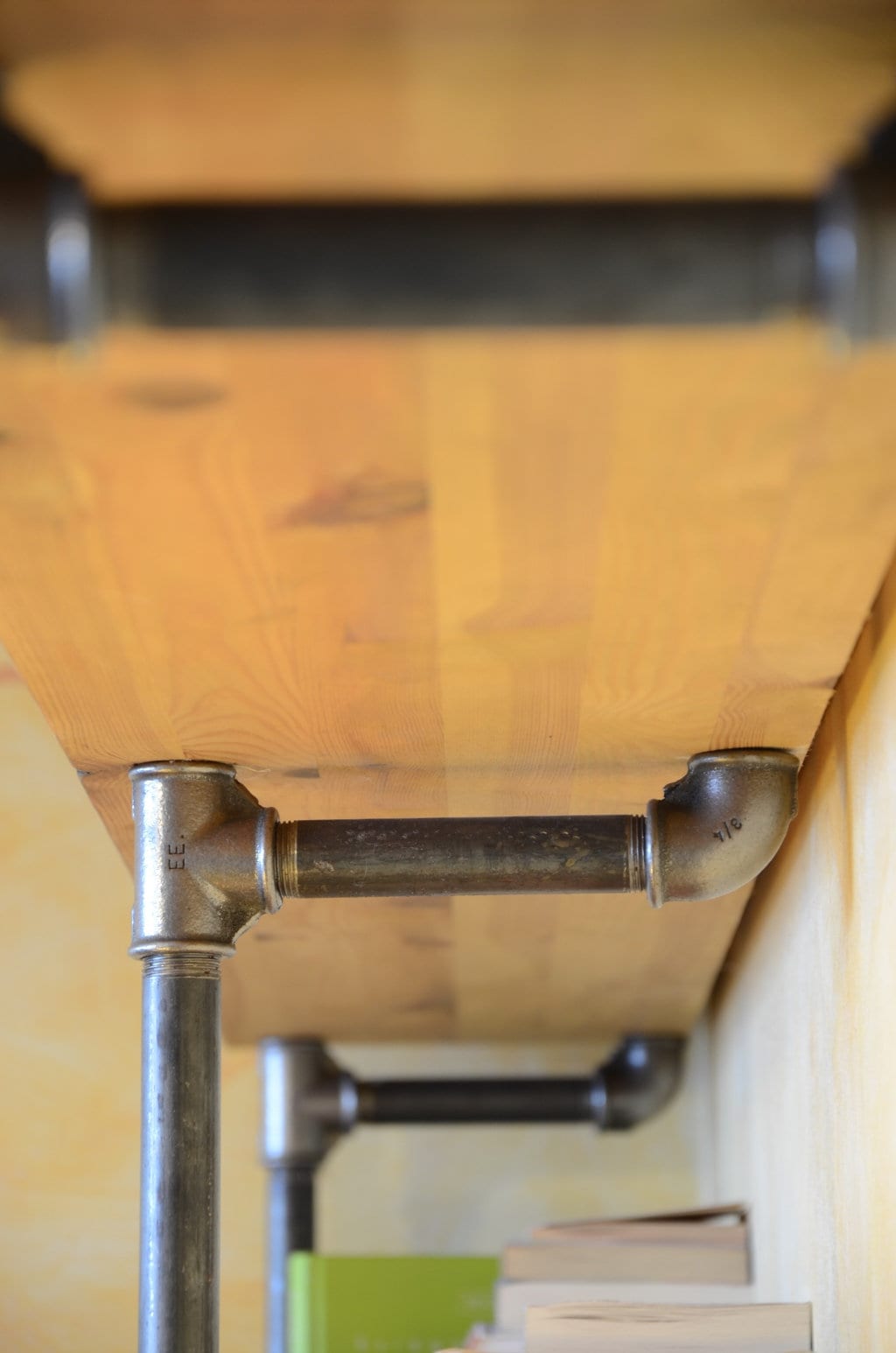 Industrial Living Room Pipe Shelf - Modern Pipe Shelving Unit - Gas ...