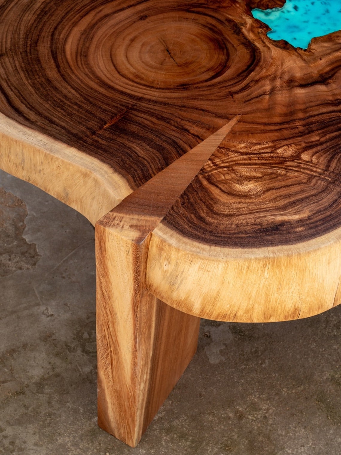 Resin Coffee Table With Glowing Resin Made of Exotic Suar Wood - Etsy