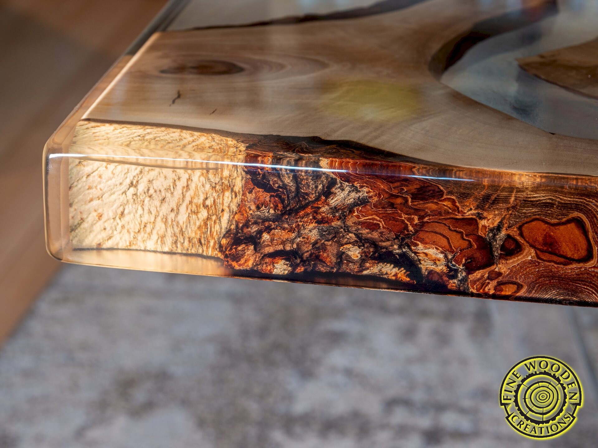 Square Resin and Walnut Coffee Table With Transparent Crystal Clear ...