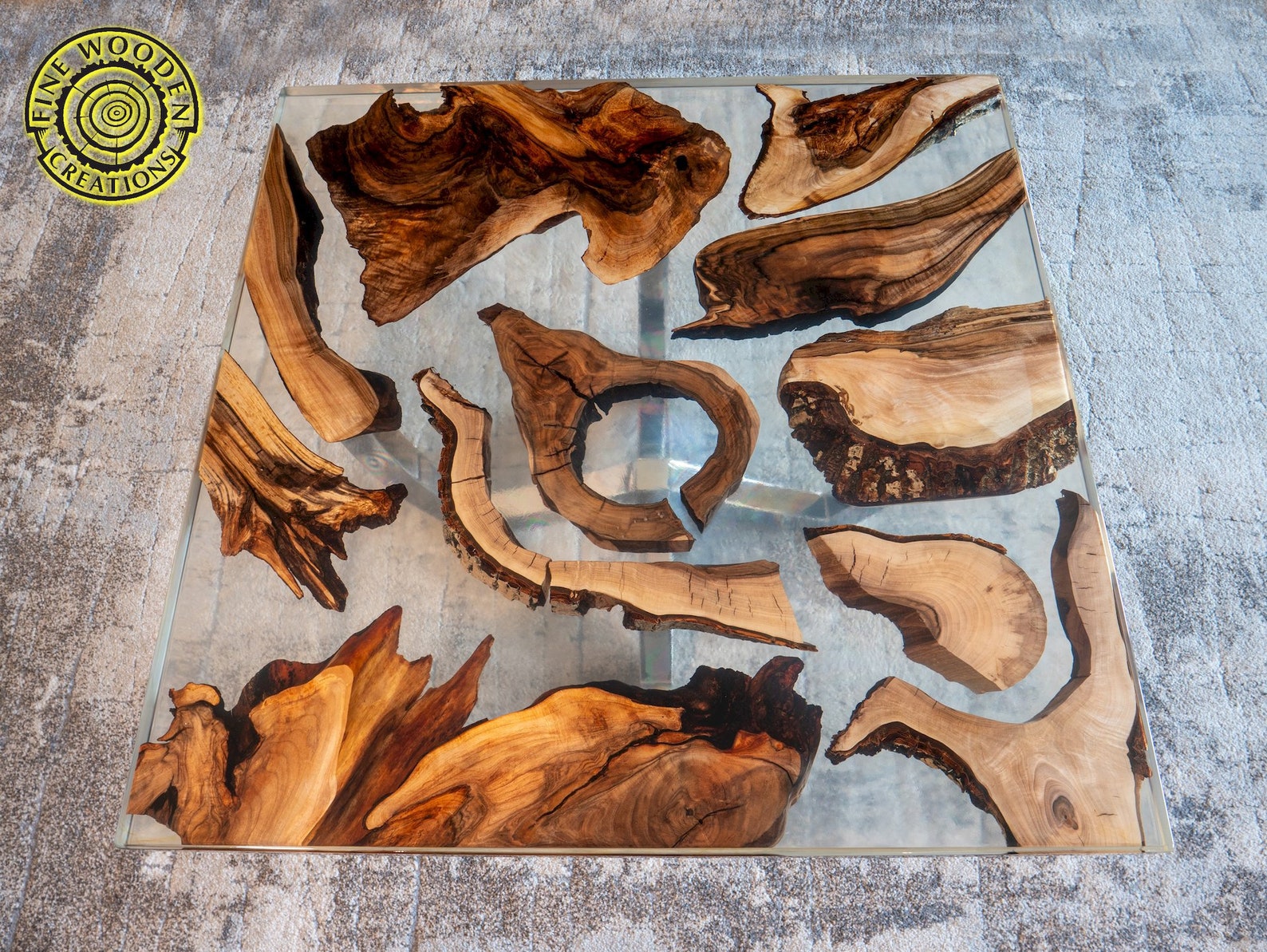 Square Resin and Walnut Coffee Table With Transparent Crystal Clear ...