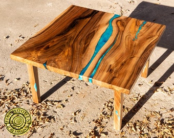 Live Edge River Coffee Table With Glowing Resin Fillin - Etsy Israel