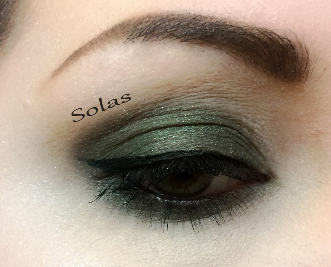 Solas - Handmade Mineral Pressed 26mm Eye Shadow - Etsy