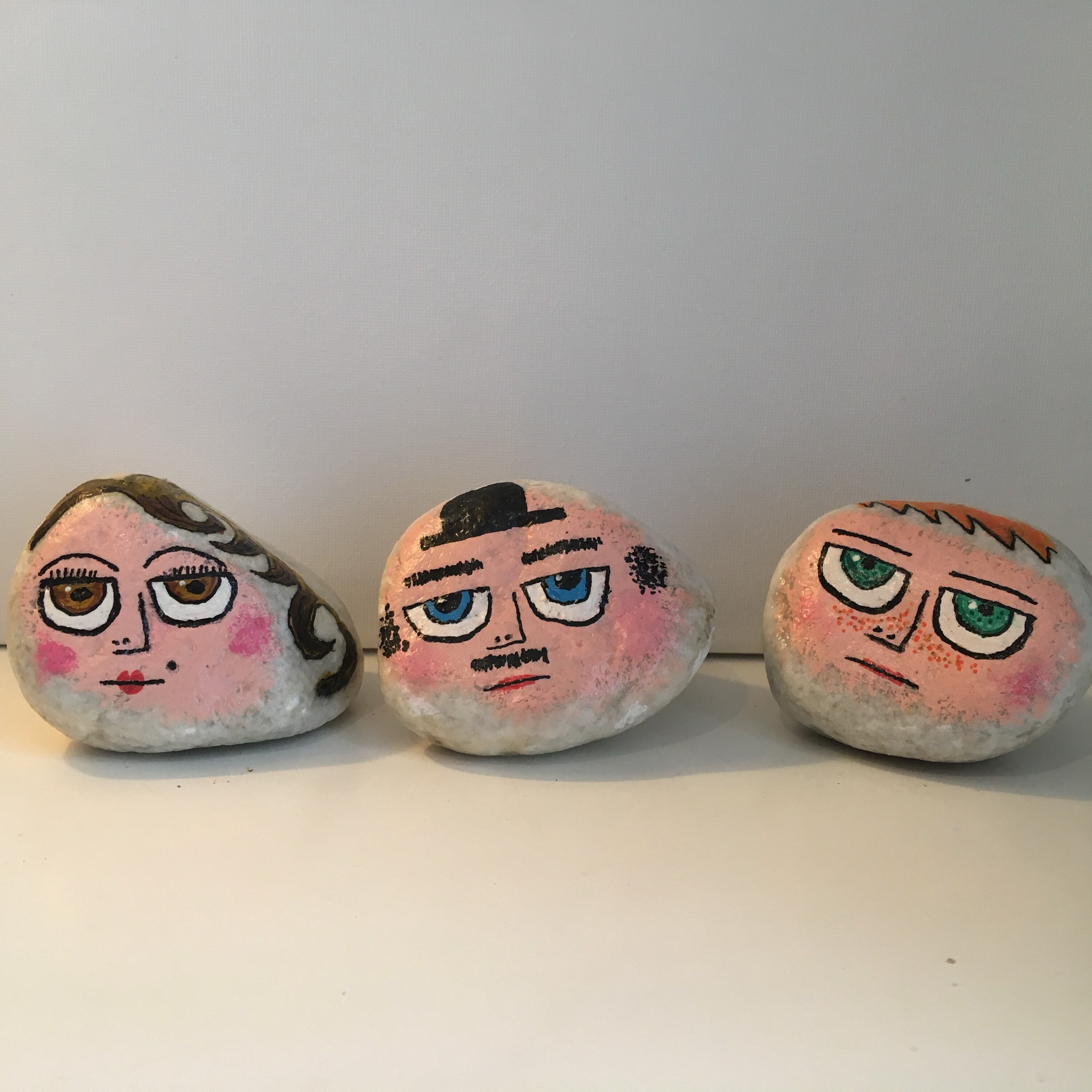 Pebble Family, Painted Stones, Rock Art, Gift, Hand Painted Pebbles - Etsy