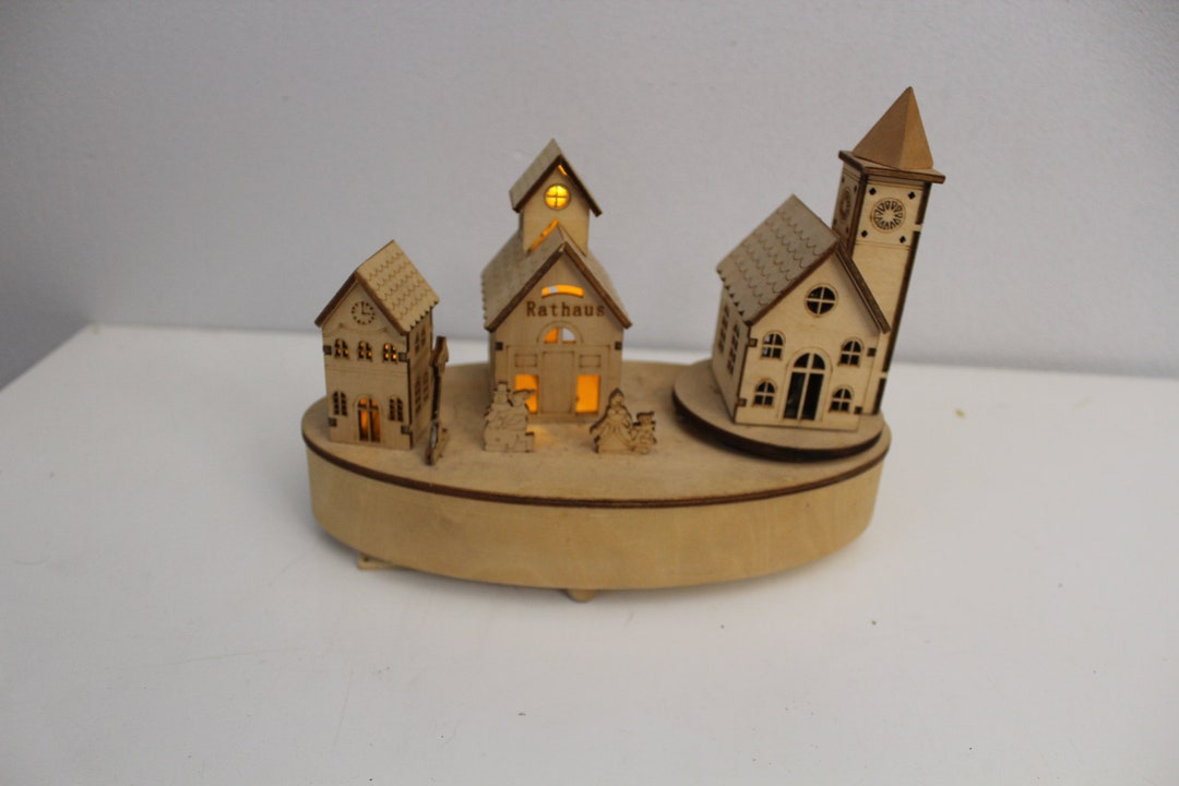 LED Light German Erzgebirge Music Box, Village Church Carolers Houses ...