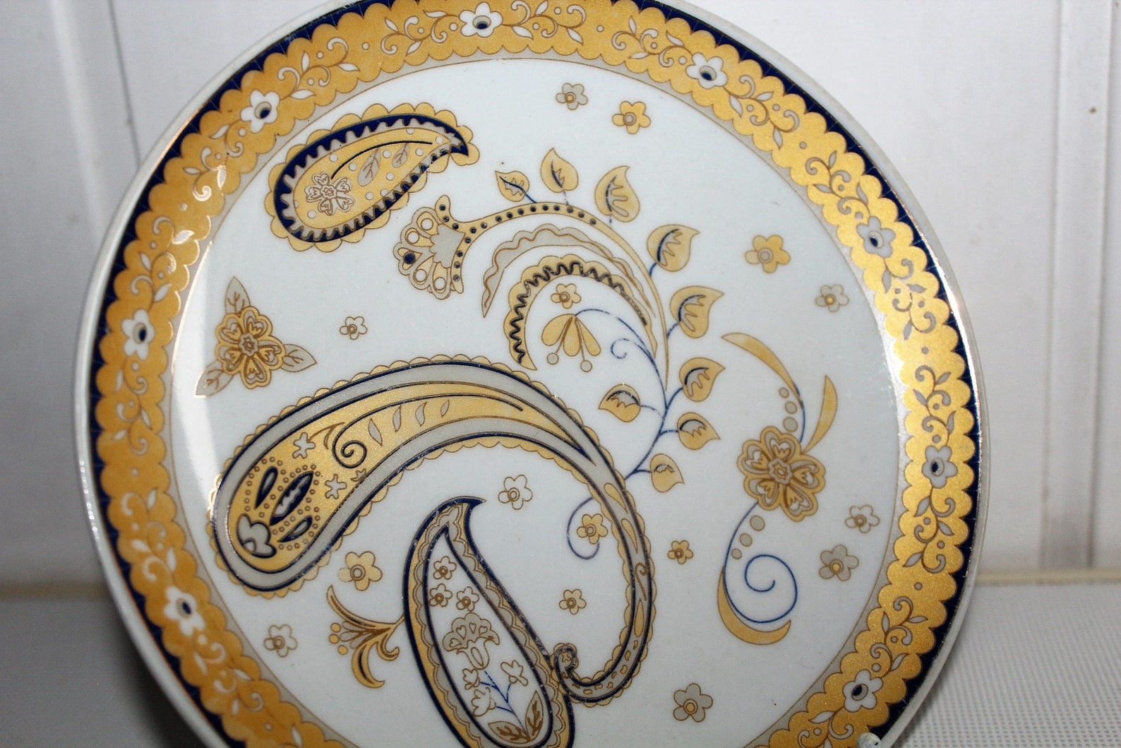 Vintage Chinese Porcelain Plate, Yellow Gold Ornaments Plate Made in ...