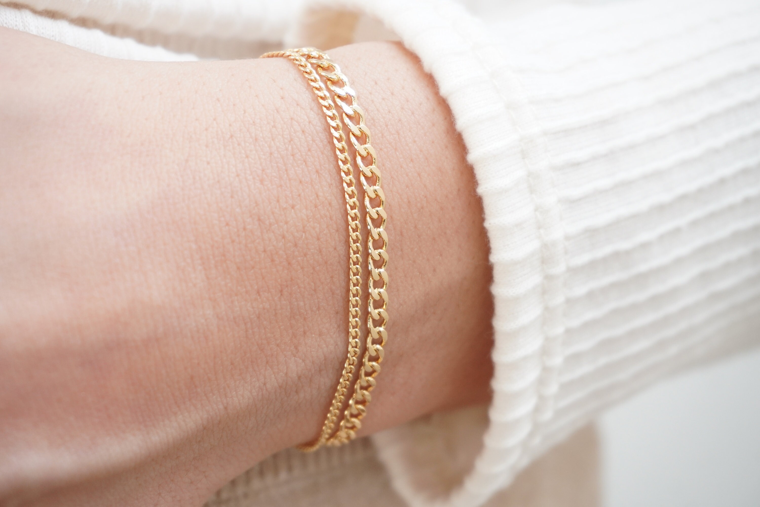 Tiny Curb Chain Bracelet Layering Curb Chain Bracelet 18k | Etsy Canada
