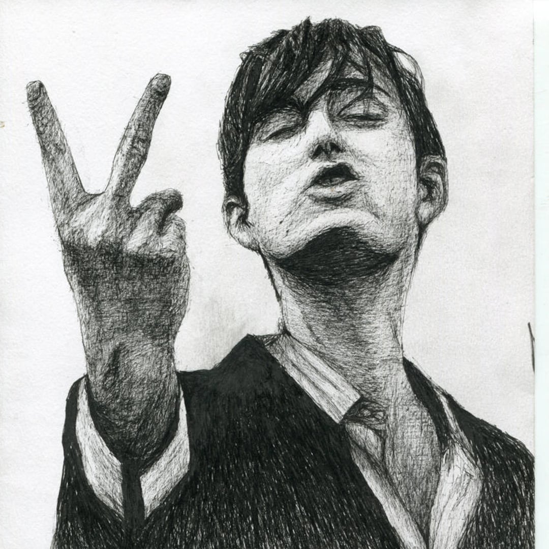 Jarvis Cocker Lead Singer From 90s Britpop Band Pulp Middle Finger up ...