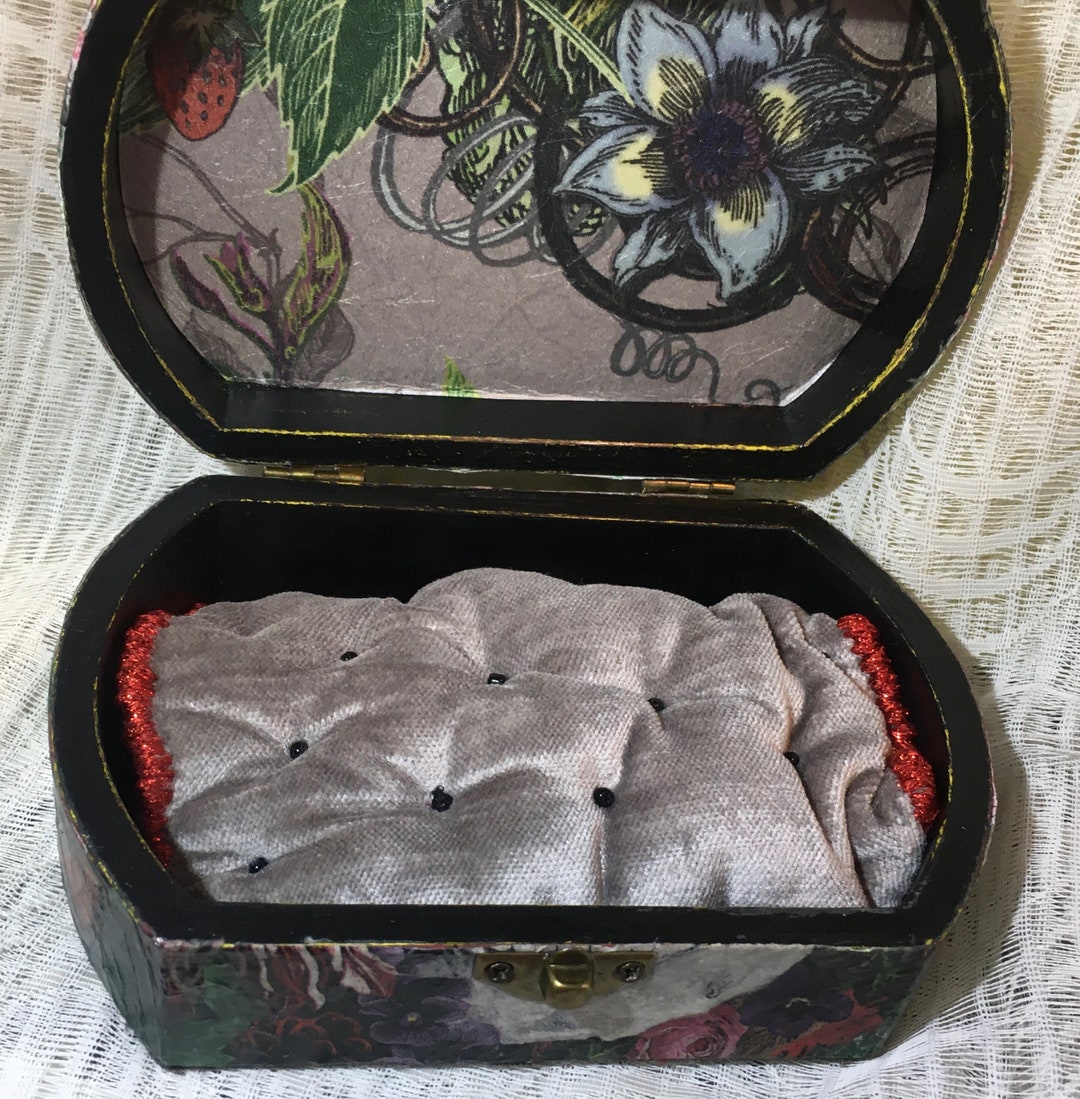 Skull Box / Steampunk / Treasure Box / Trinket Box / Dia De Los Muertos ...