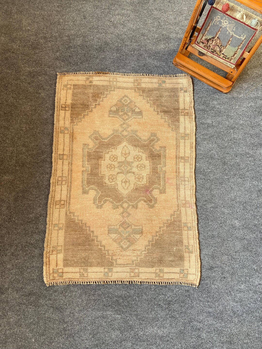Muted Neutral Wool Rug, Faded Beige Boho Decor, 2x3 Ft Accent Rug - Etsy