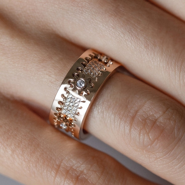 Gold Spinning Ring - Etsy