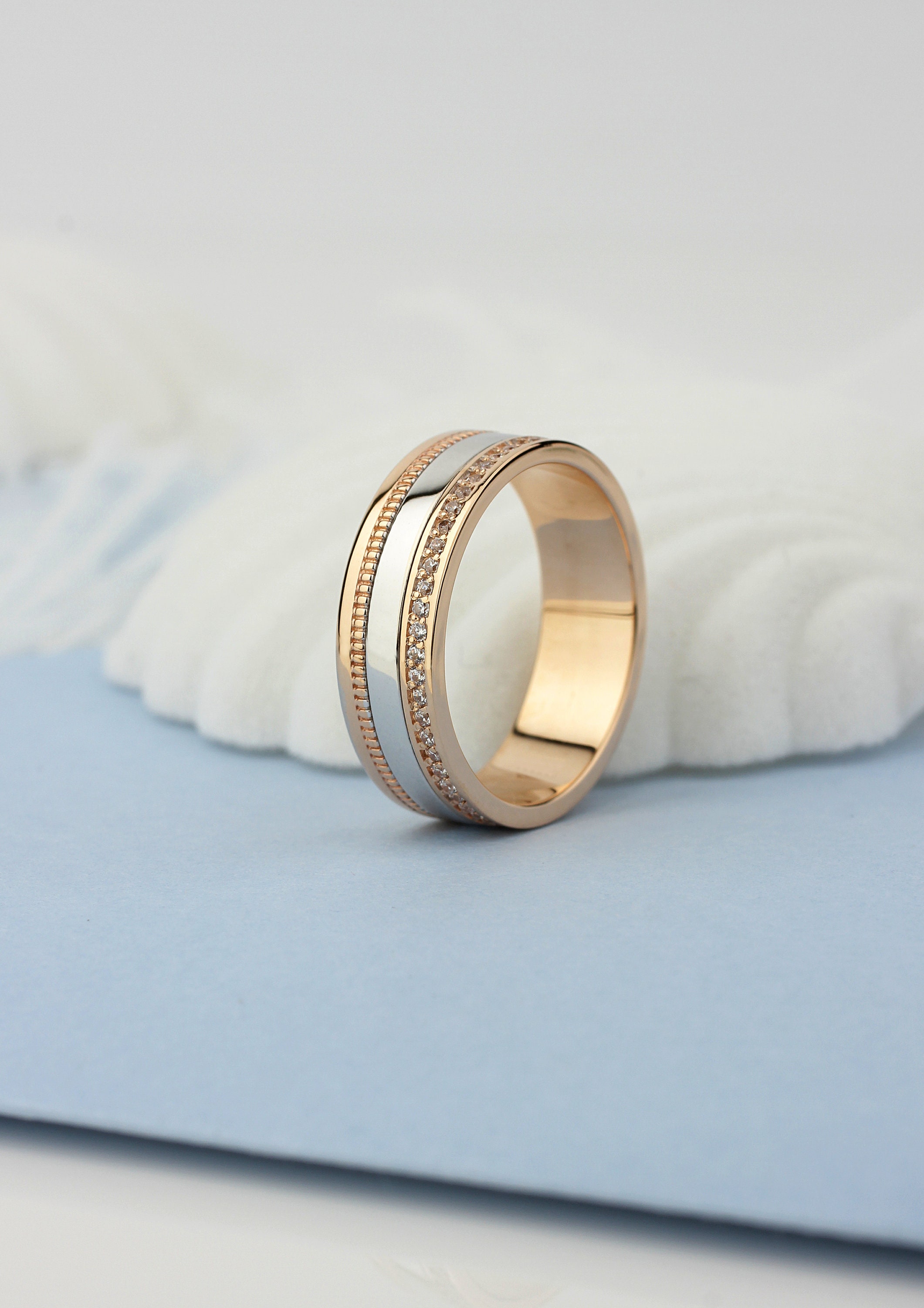 Gold Eheringe Set aus zwei Goldfarben. Einzigartige | Etsy