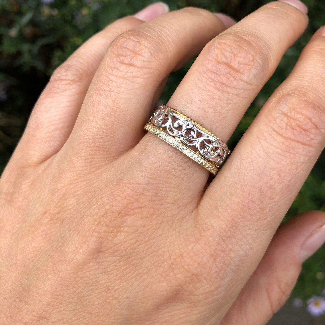 Vintage Style Women's Wedding Band Made of Solid Gold. | Etsy