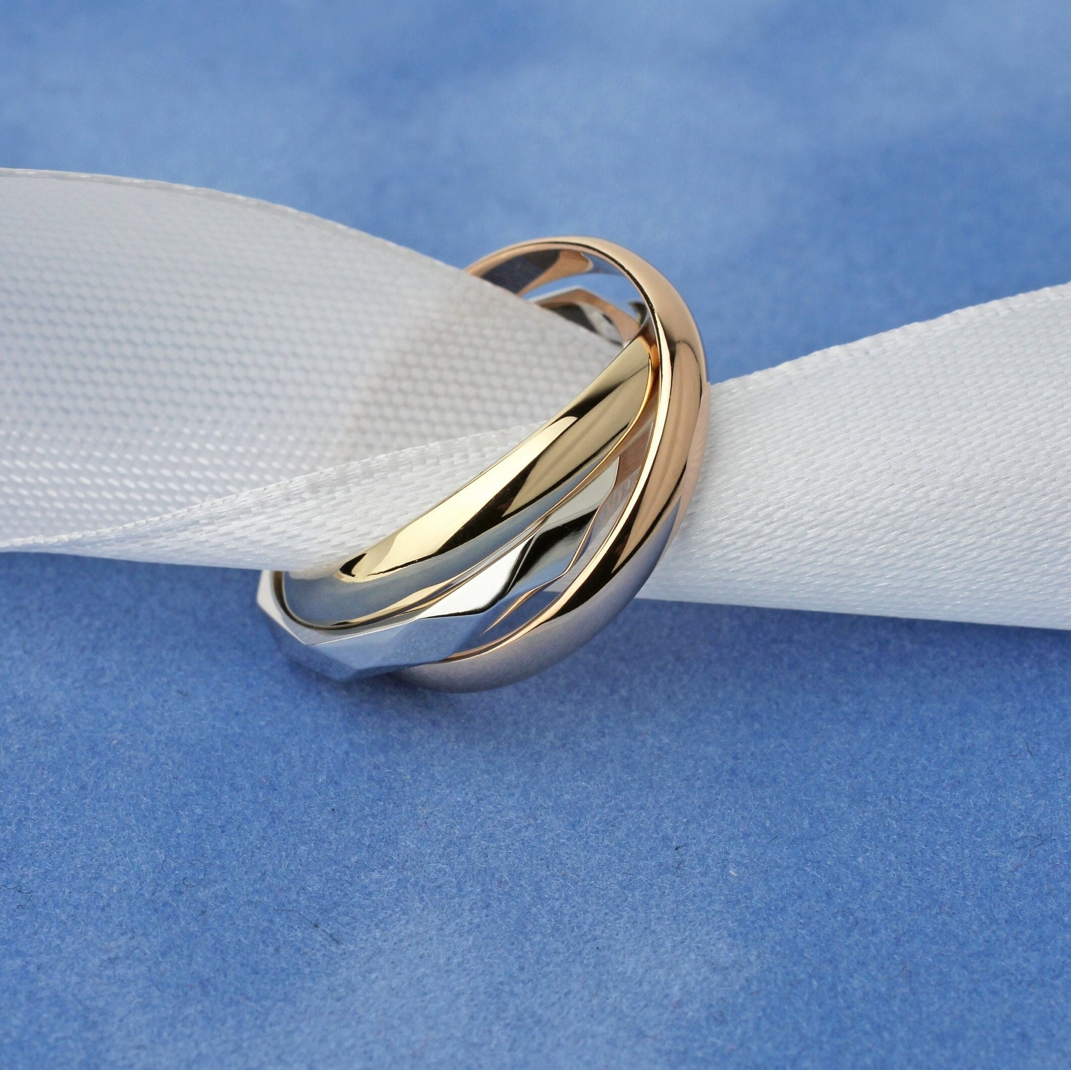 14k Gold Tricolor Rolling Ring. Interlocking Bands. Russian - Etsy