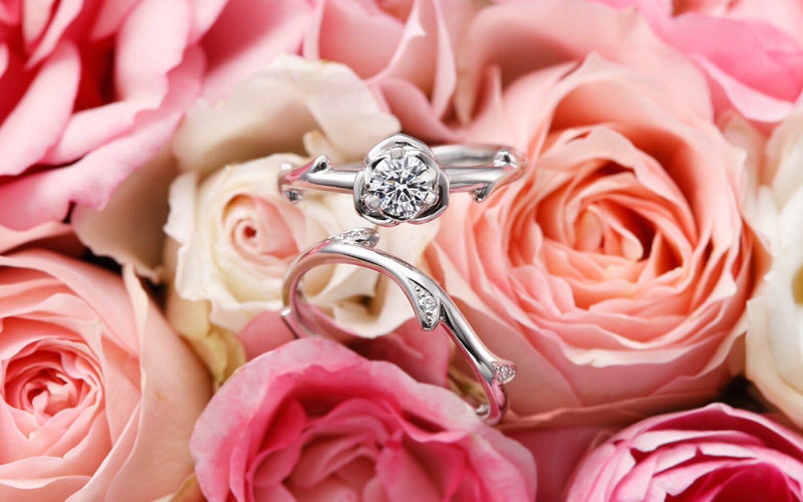 14k Gold Flower Rings Set. Engagement and Wedding Rings Set. - Etsy