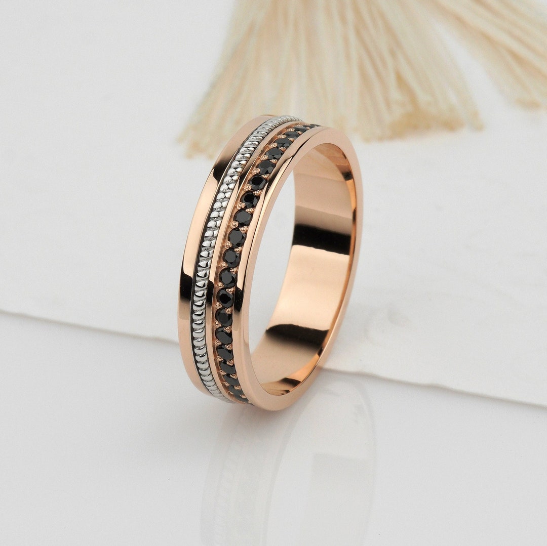 Two-tone Men's Wedding Ring With Black Stones. Wedding Band for Men ...