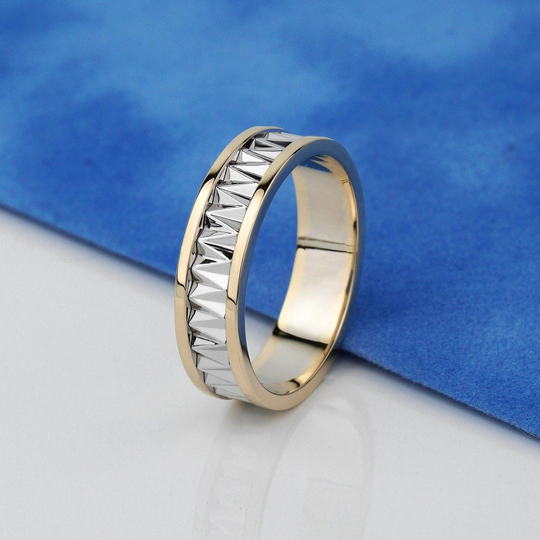Unique Mens Wedding Ring With Geometry Details. Ring for Him. Mens Gold ...