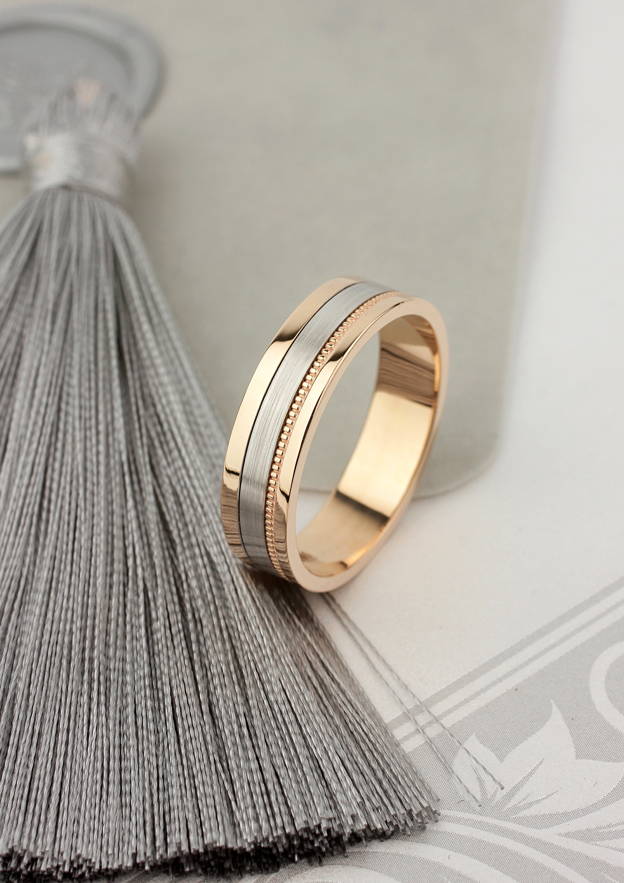 Gold Eheringe Set aus zwei Goldfarben. Einzigartige | Etsy