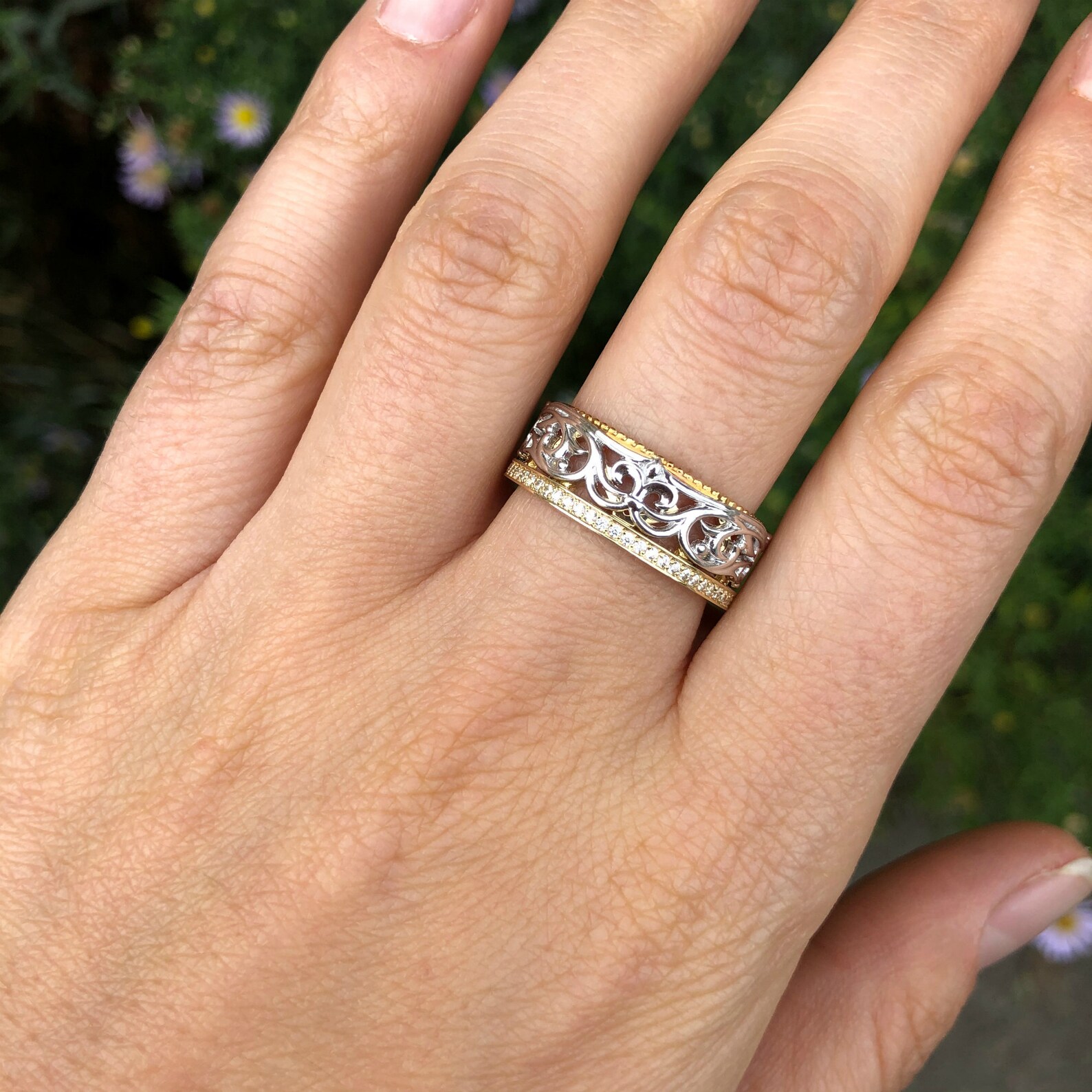 Vintage Style Women's Wedding Band Made of Solid Gold. | Etsy