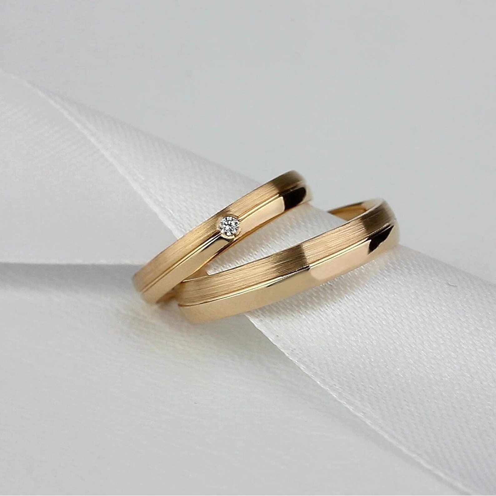 Couple Rings Set. Gold Wedding Bands. Matching Couple Ring. - Etsy