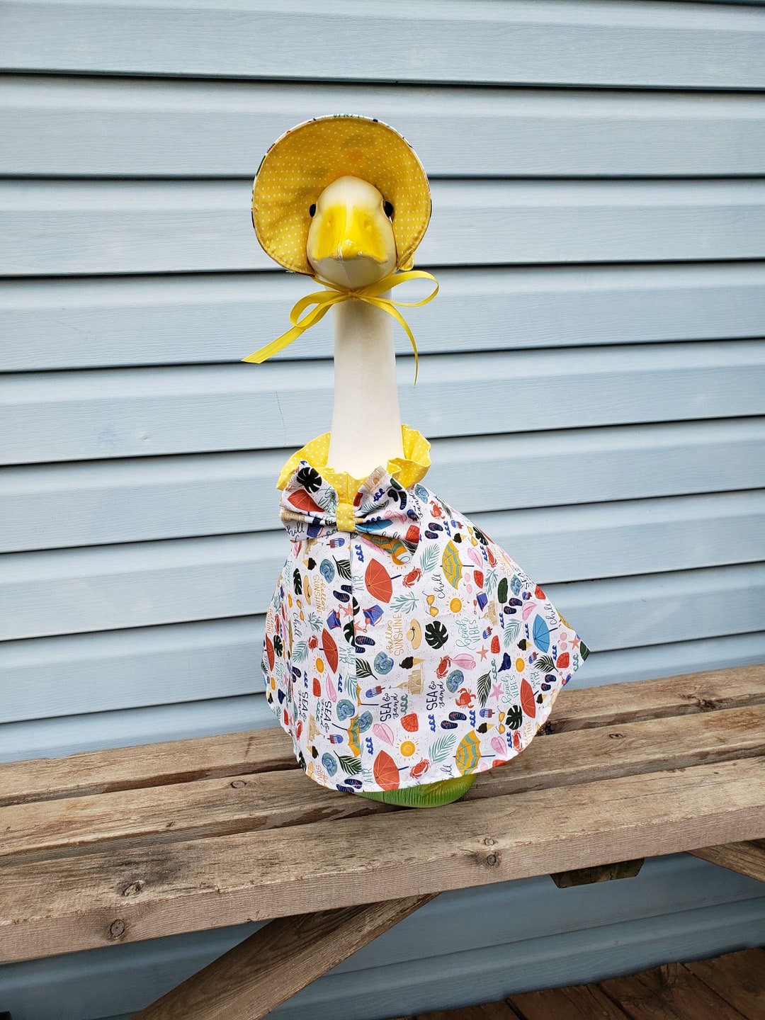 Beach Dress and Sun Visor Set, Lawn Goose Outfit Clothes, Fits 23-25 ...