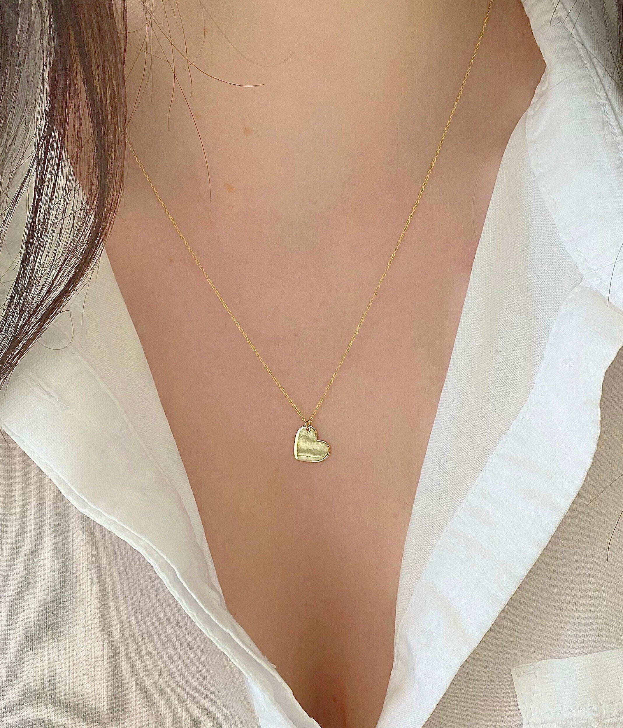 Small Heart Necklace| 14K Solid Gold Heart Pendant| Minimalist Heart ...