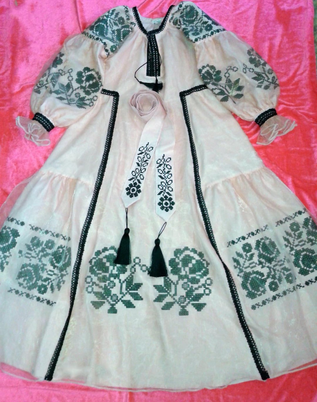 Vishivanka Embroidered Dress Linen Floral Pattern Ukrainian Boho Ethnic ...