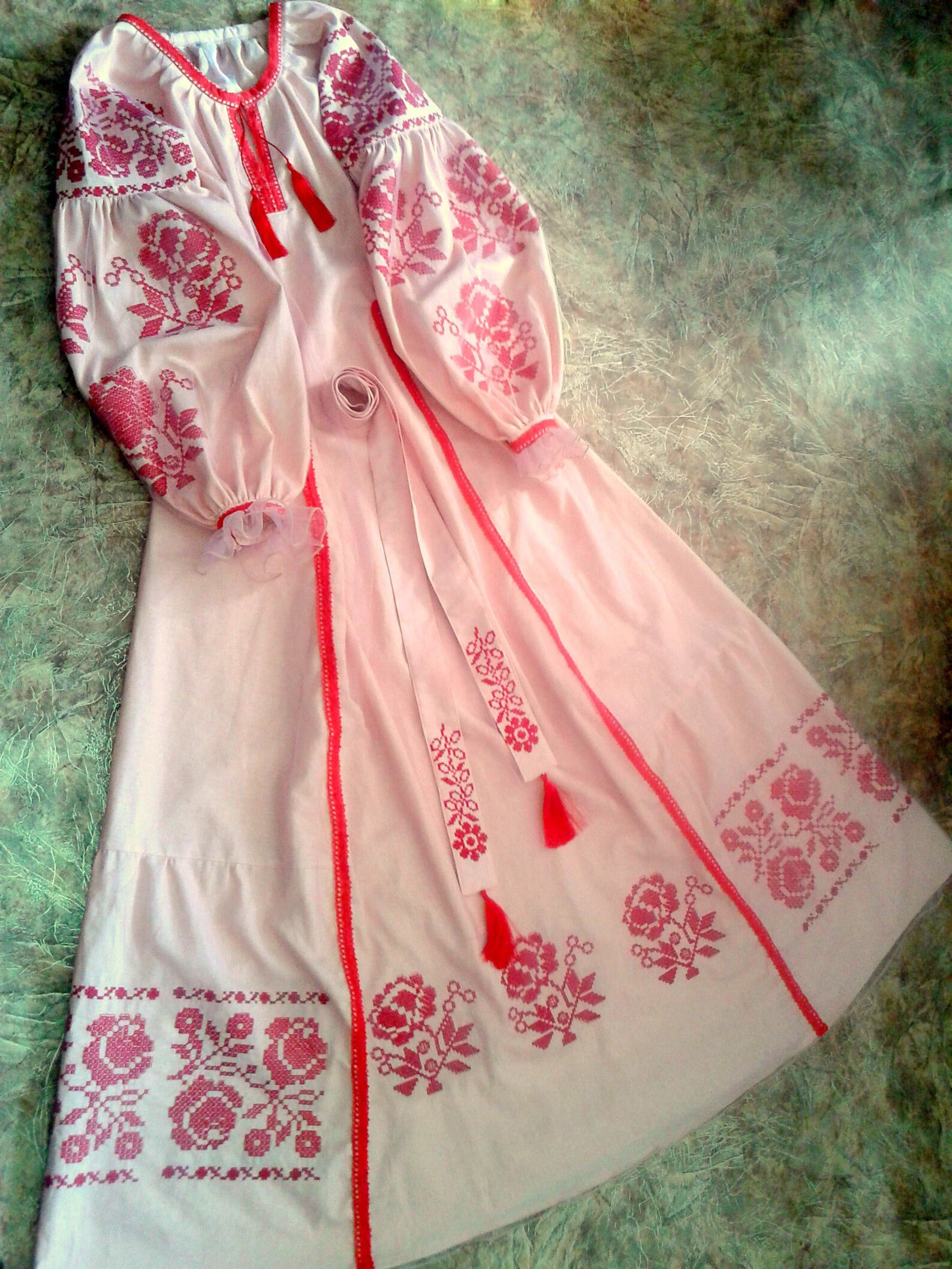 Vishivanka Embroidered Dress Linen Floral Pattern Ukrainian Boho Ethnic ...