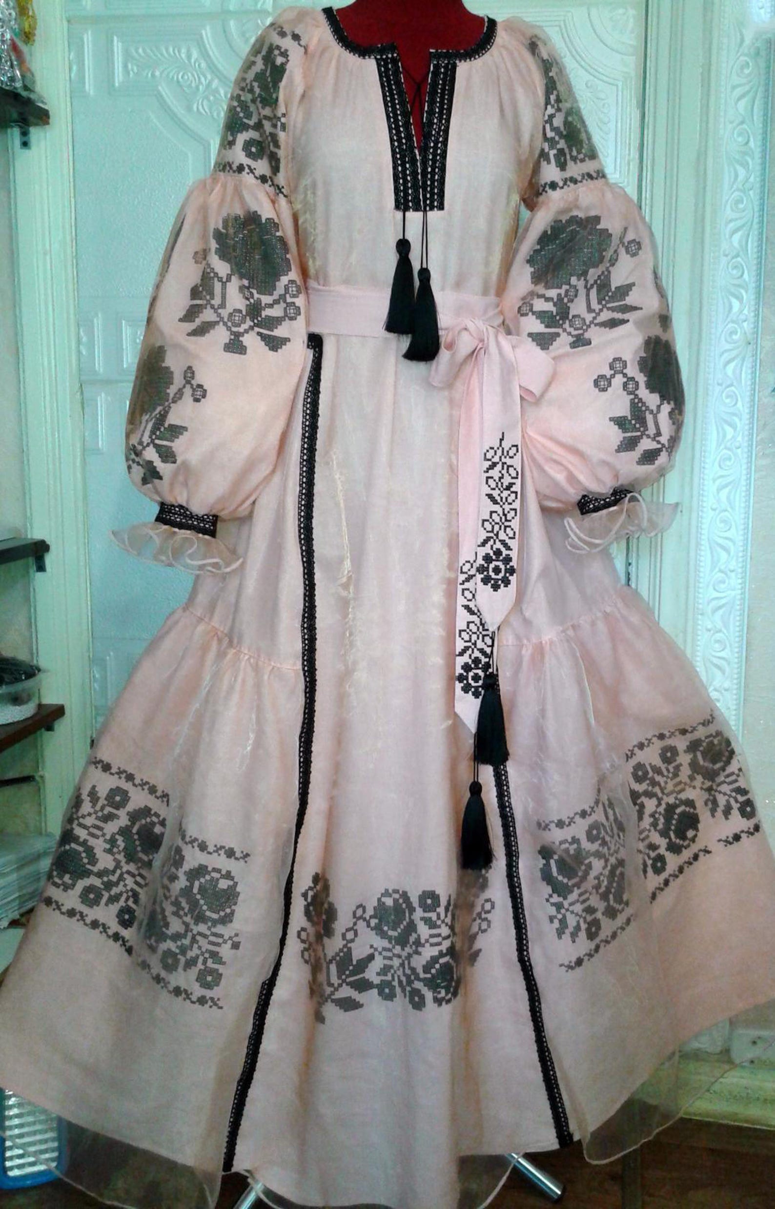 Vishivanka Embroidered Dress Linen Floral Pattern Ukrainian Boho Ethnic ...