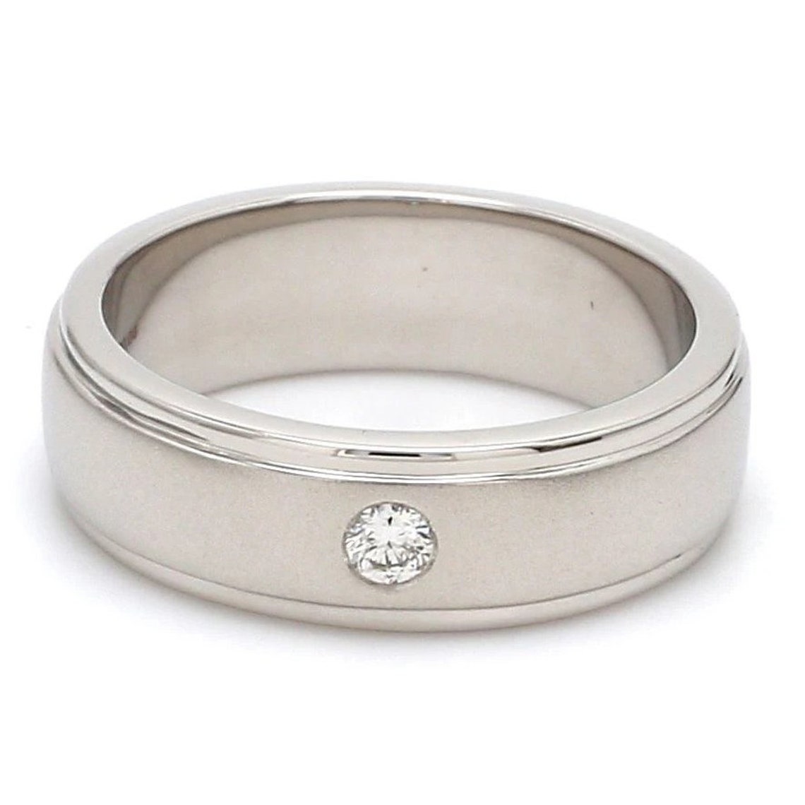 0.04 cts. Classic Platinum Love Bands with Single Diamonds SJ | Etsy