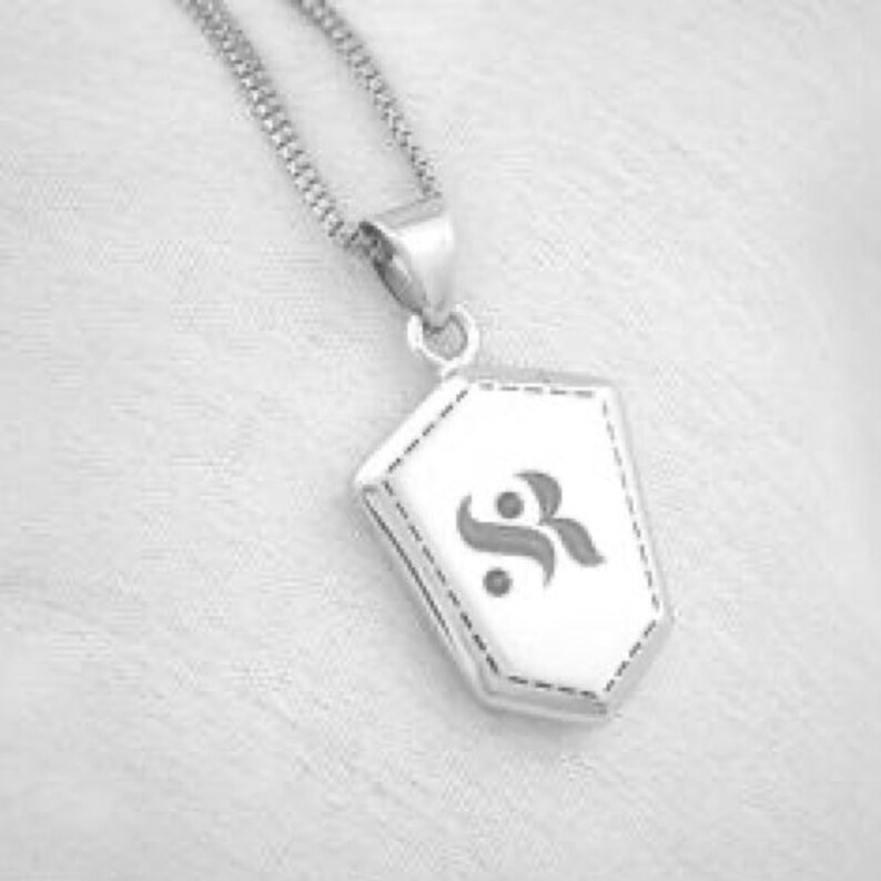 Plain Platinum Name Engraving Two-sided Pendant in Platinum JL PT P 222 ...