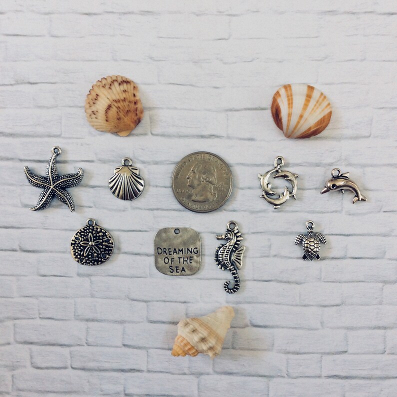 BEACH KEYCHAIN, Custom Beachy Keychain, Starfish Key Ring, Seashell ...