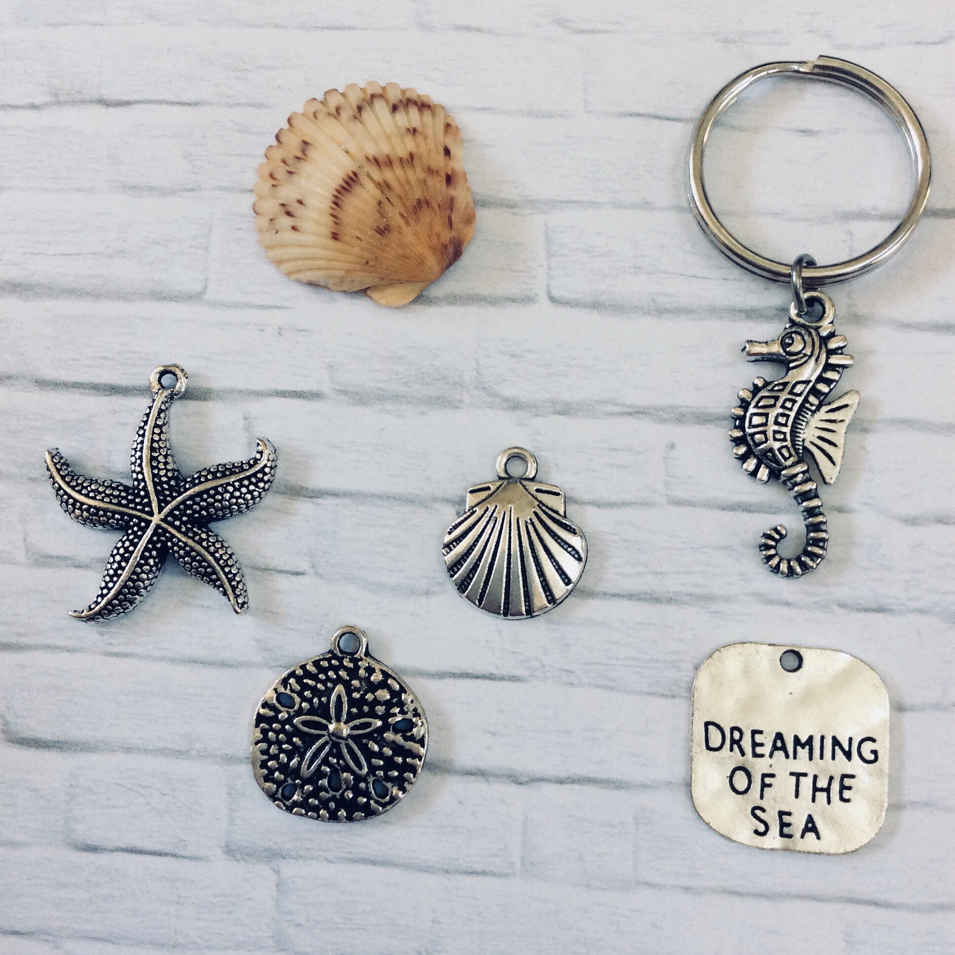 BEACH KEYCHAIN, Custom Beachy Keychain, Starfish Key Ring, Seashell ...