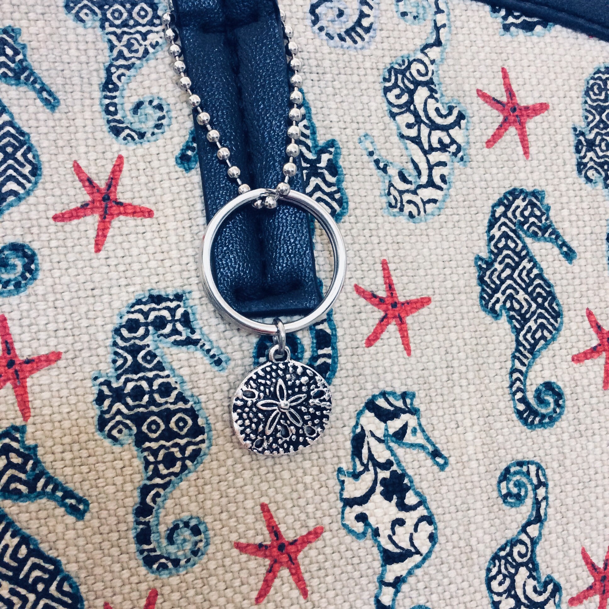 SAND DOLLAR KEYCHAIN Sand Dollar Key Ring Beach Keychain - Etsy