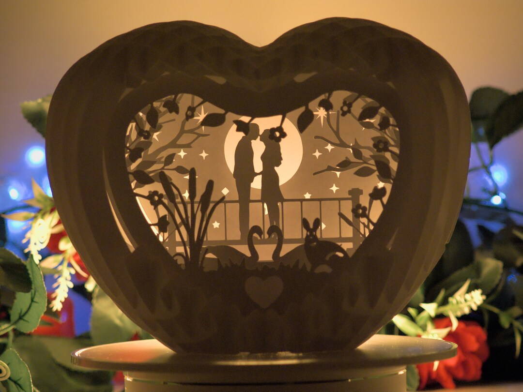 Couple Love Heart Lightbox: 3D Sliceform SVG, Studio, PDF (digital ...