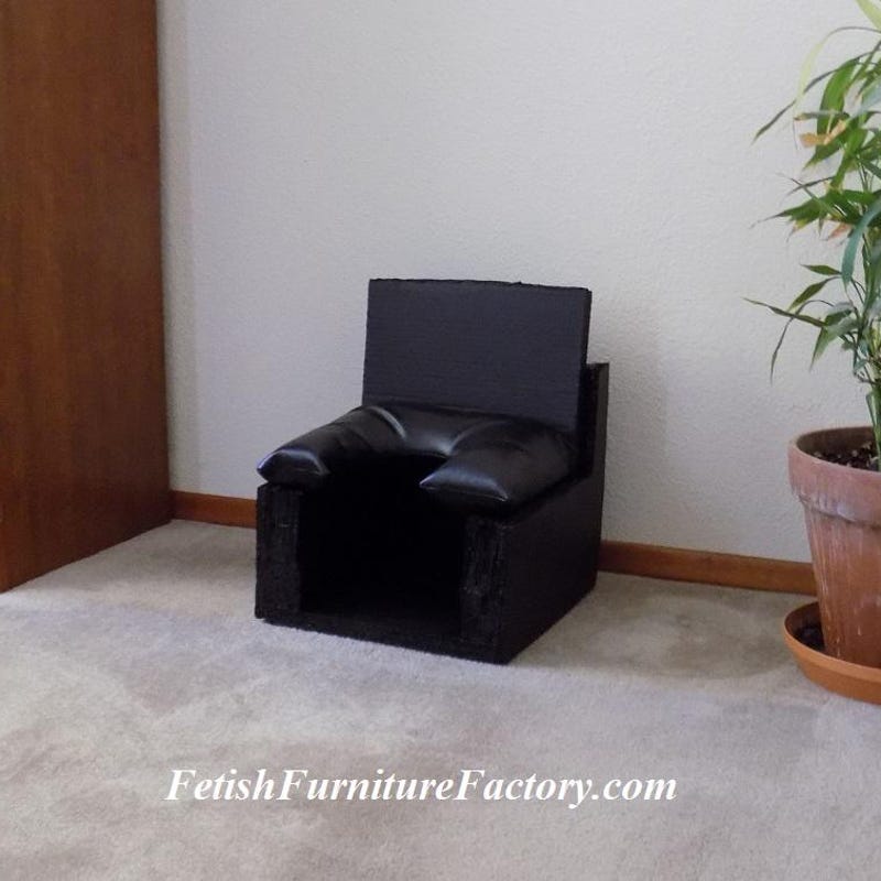 Queening Chair - Etsy